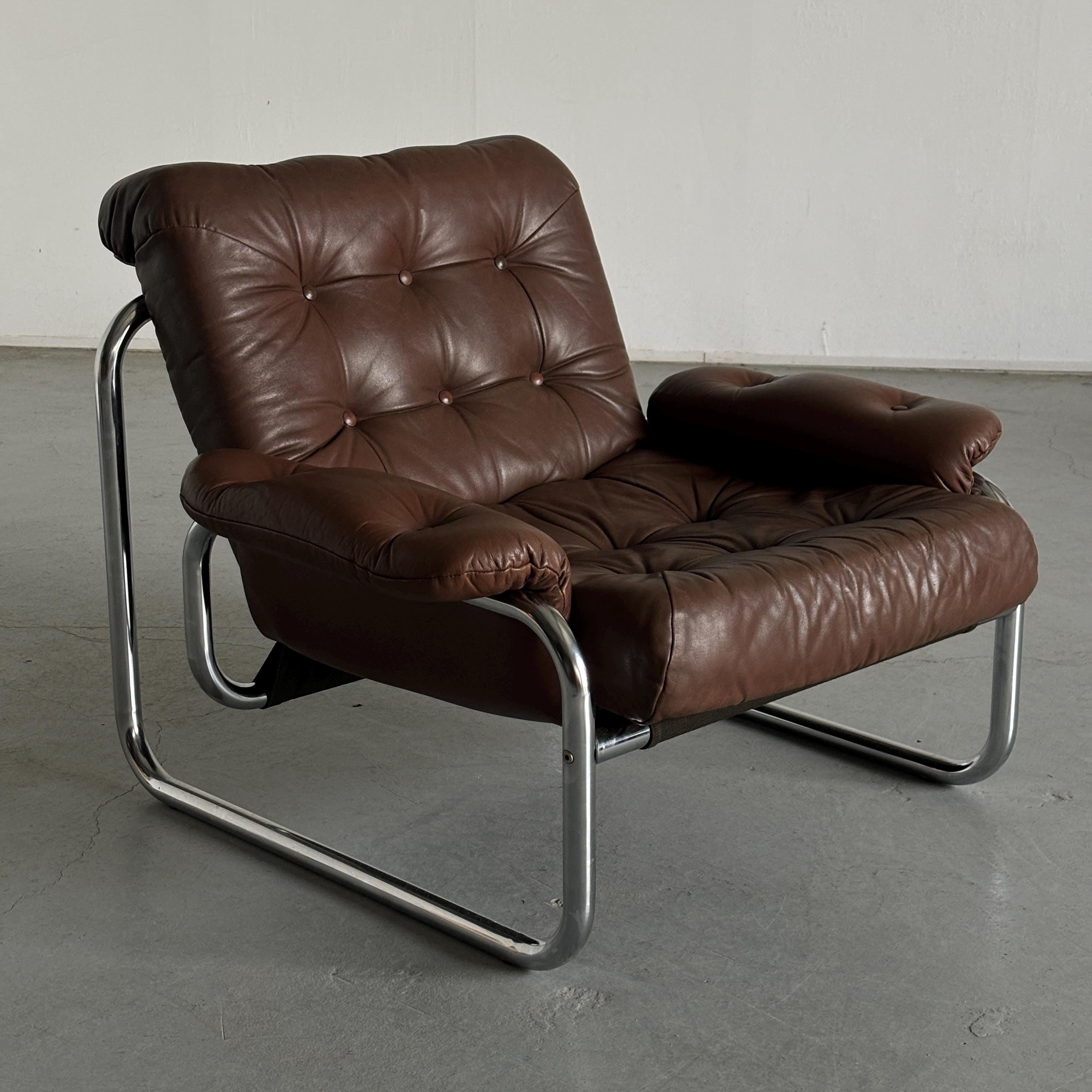 Vintage Ikea ‘Borkum’ Lounge Chair by Johan Bertil Häggström – Cherry Cargo